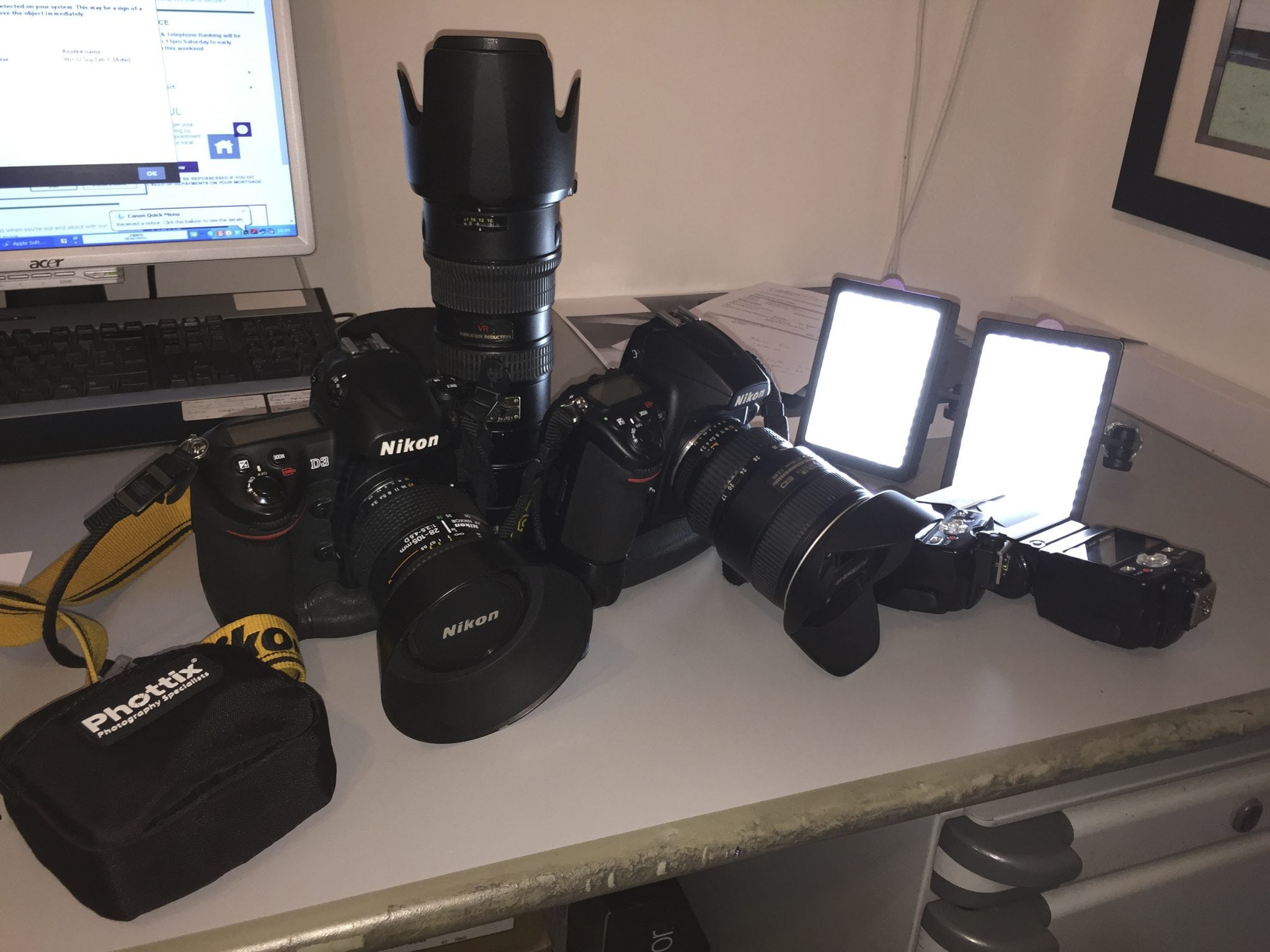 Professional Wedding Photography Whats In The Bag