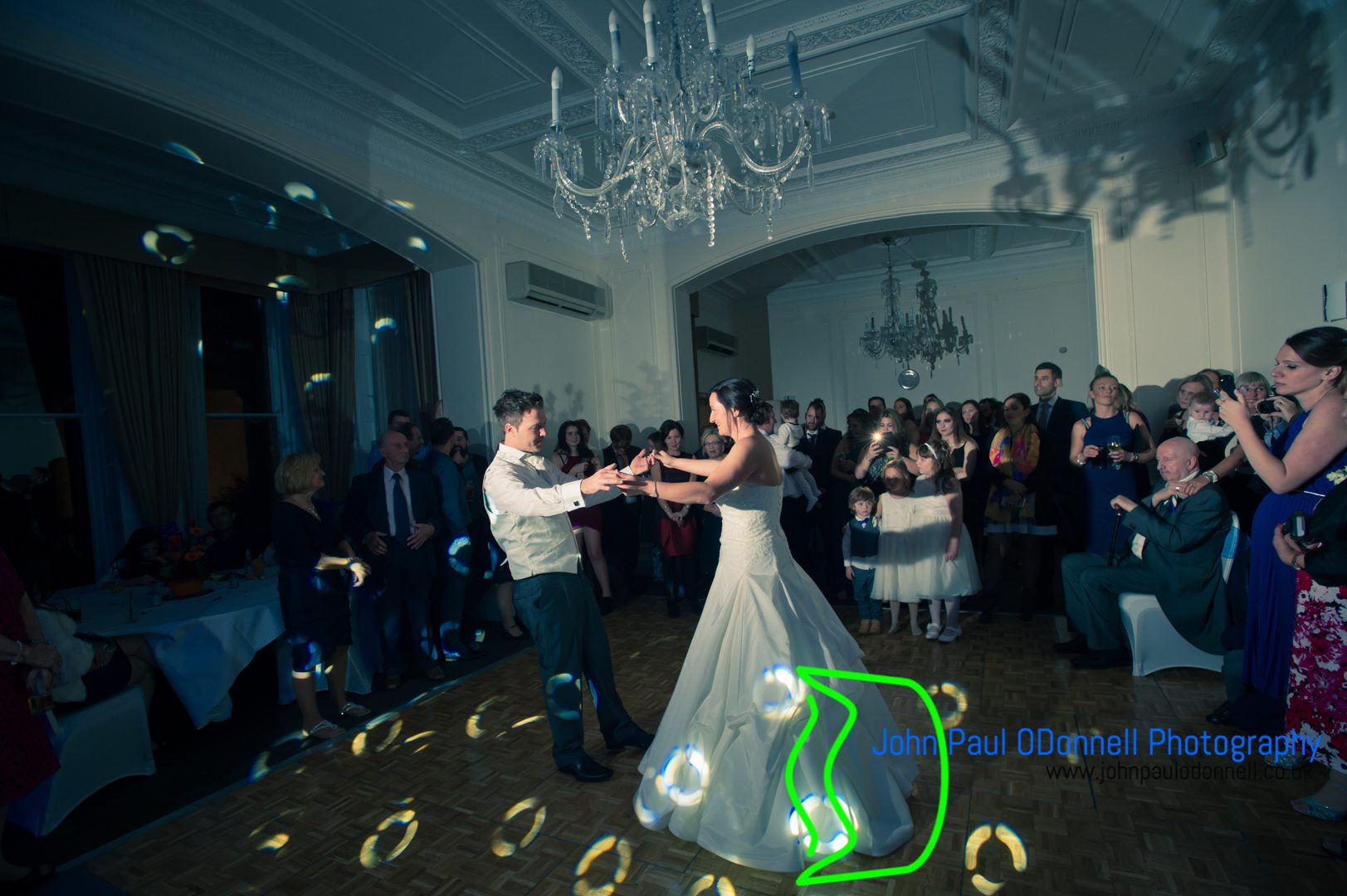 Traditional wedding photography at ponsbourne park herts